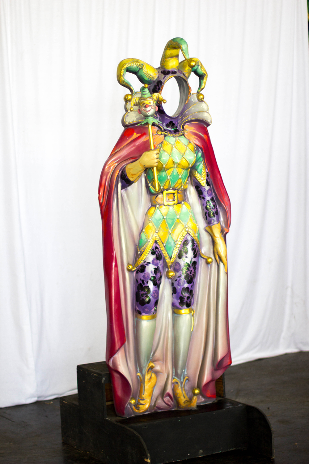 Photo cut-out female jester - Kern Studios